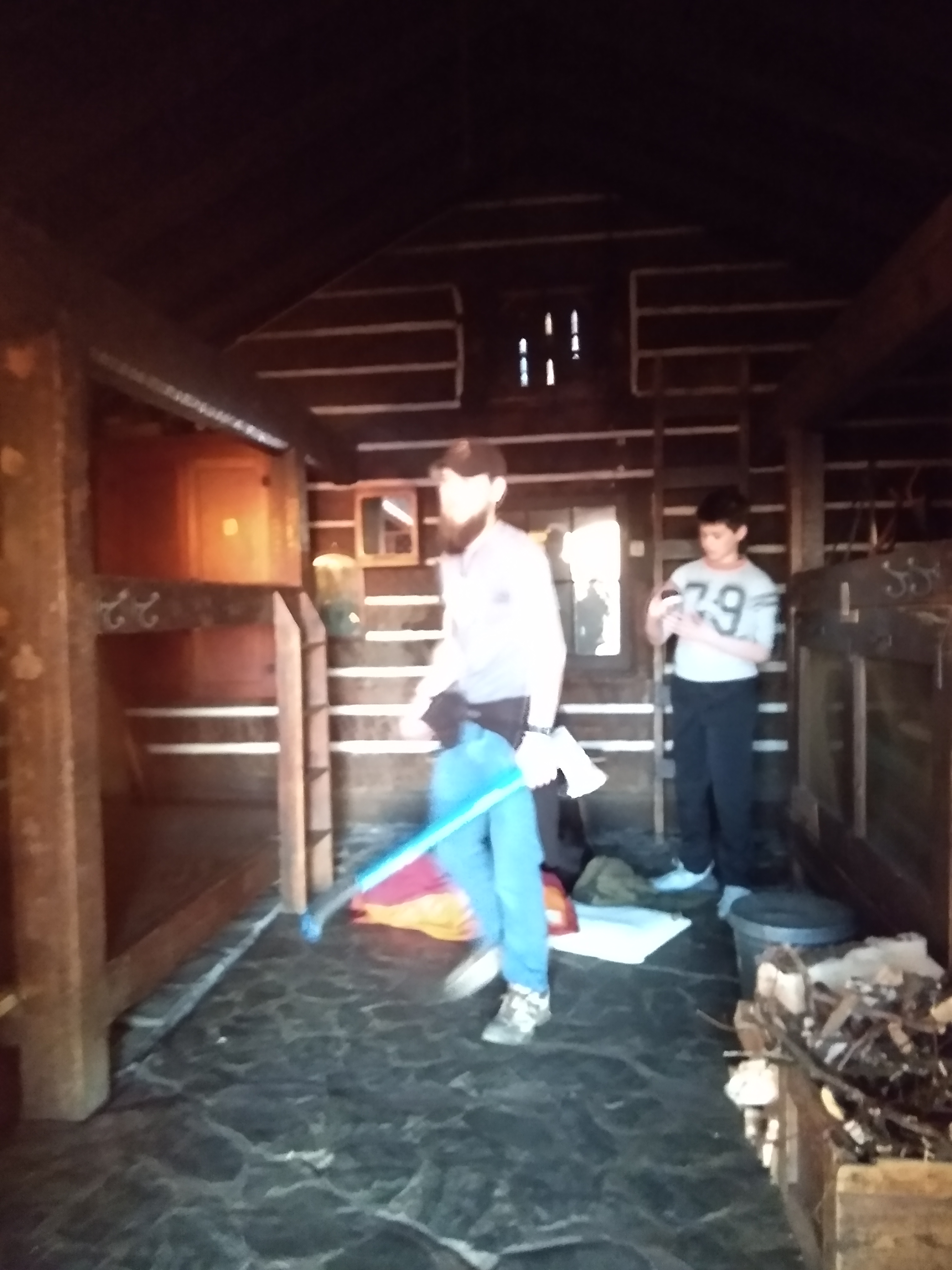 Rock Spring Cabin – Adventure Girl and Spawn